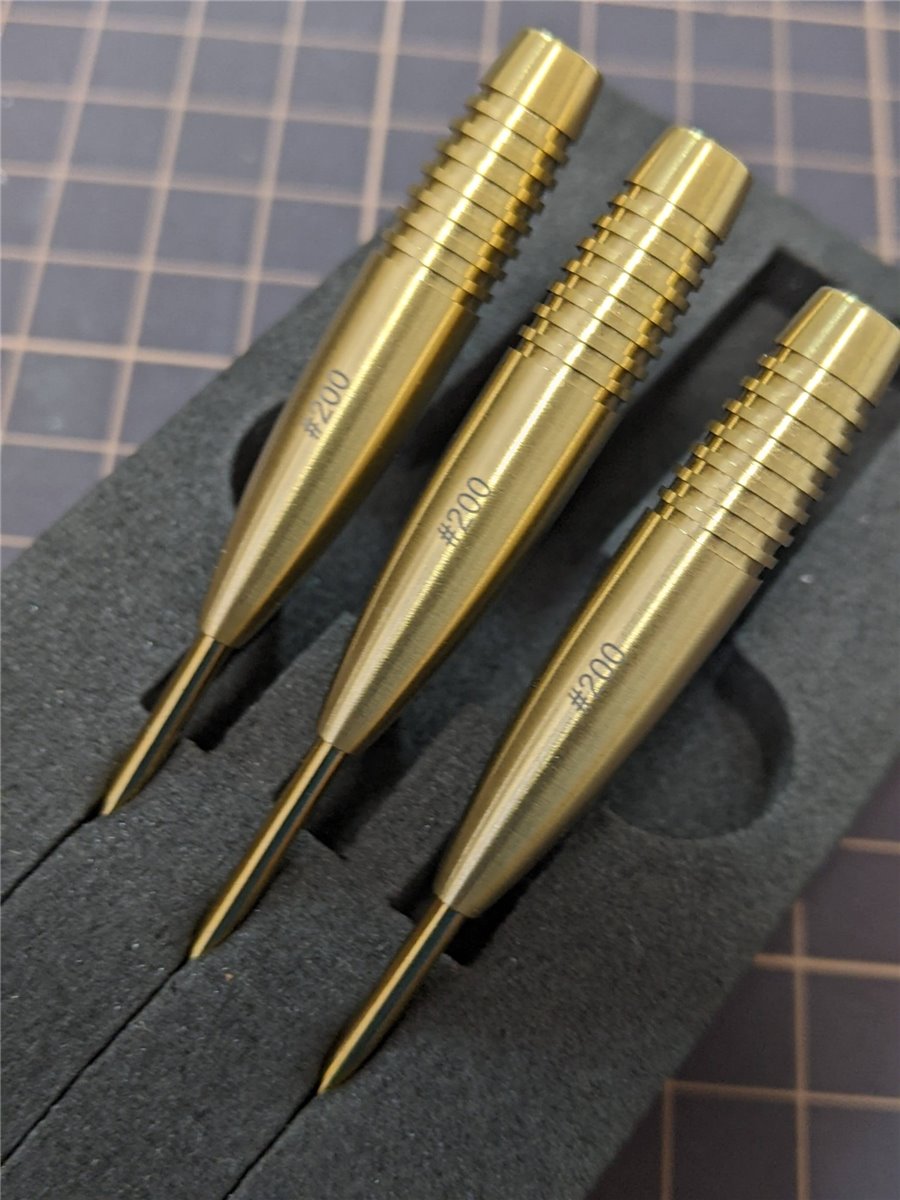 Cosmo Darts Discovery Label Limited Edition Andrew Gilding 95% ...